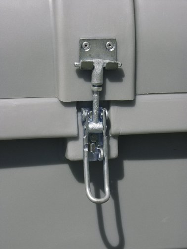 Cemo Fahrzeugbox 750 l online kaufen | HKL BAUSHOP